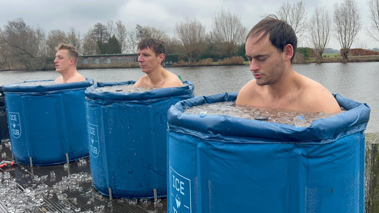 Bedrijfsuitje, IJsbazen, Krachtige Training: IJsbaden en Ademhaling ...
